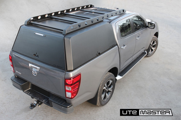 Carrying long loads on a tub canopy – Utemaster